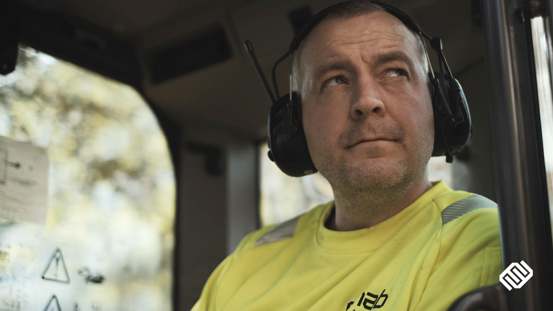 EMAB Anläggning - Läs hur vi hjälpt vår kund | DBT Capital